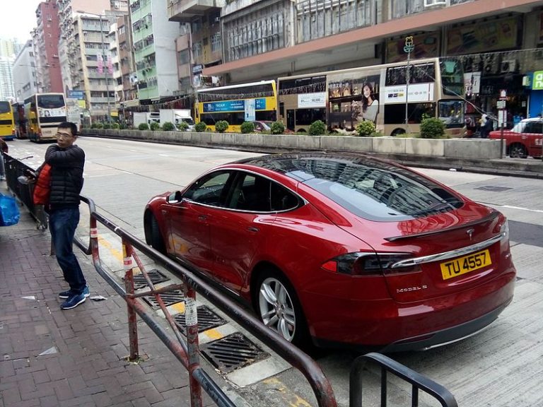 Tesla confident in Hong Kong market despite end of tax break