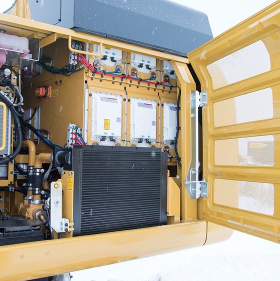 World’s first industrial electric excavator has a 300 kWh battery pack ...