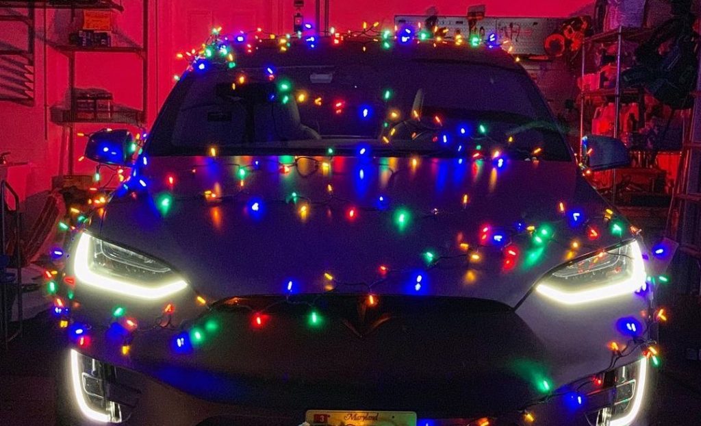 Tesla christmas mode model 3 store