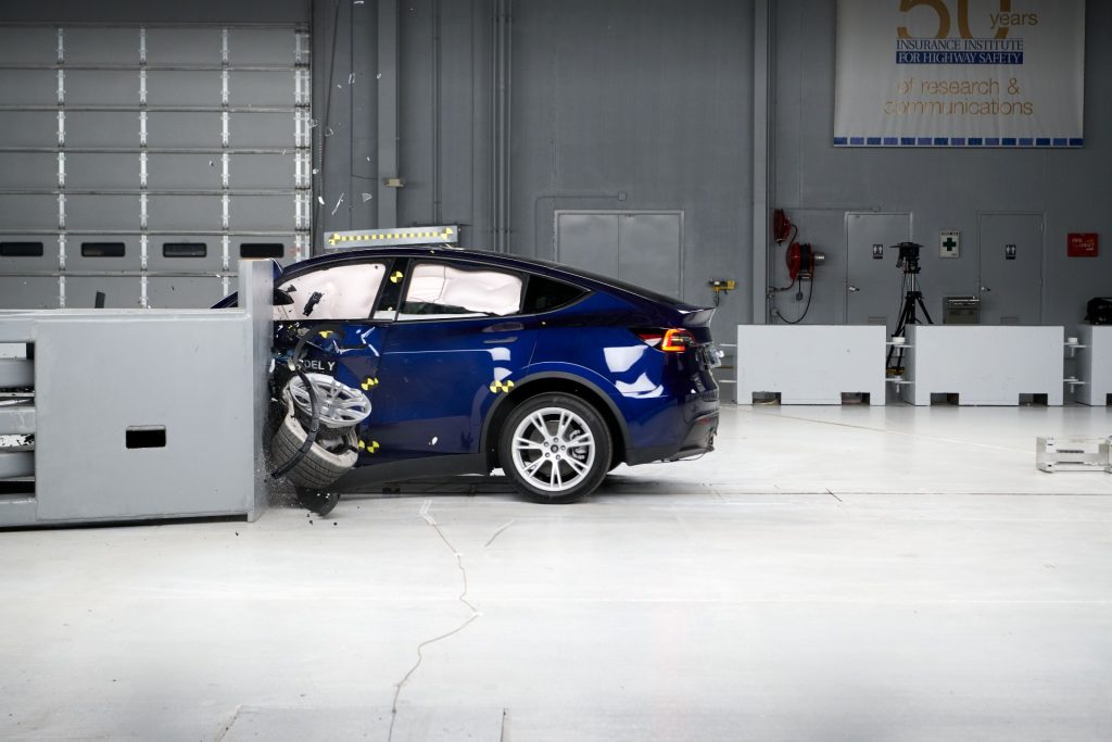 Tesla Model Y captures IIHS Top Safety Pick award