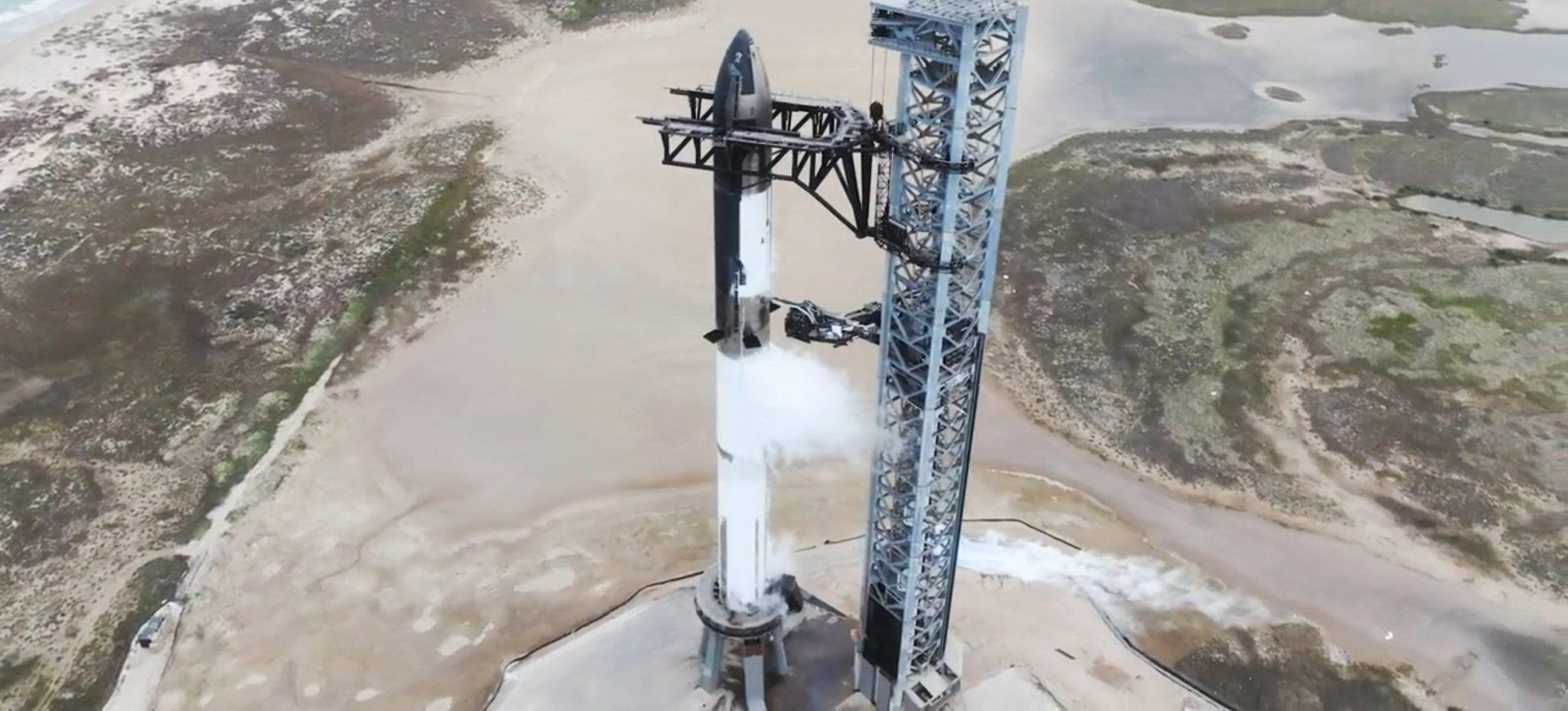 Spacexs Starship Rocket Sails Through First Flight Like Fueling Test