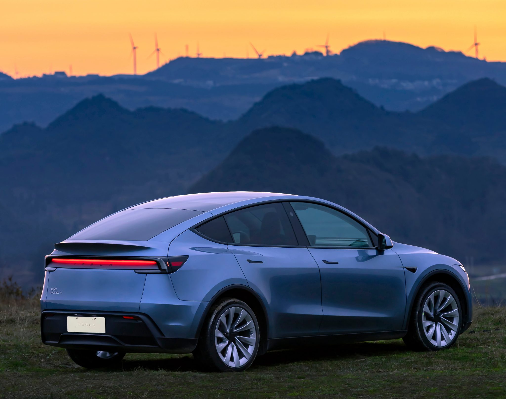 Tesla Celebrates Key Milestone For 4680 Battery Cell Production Cost