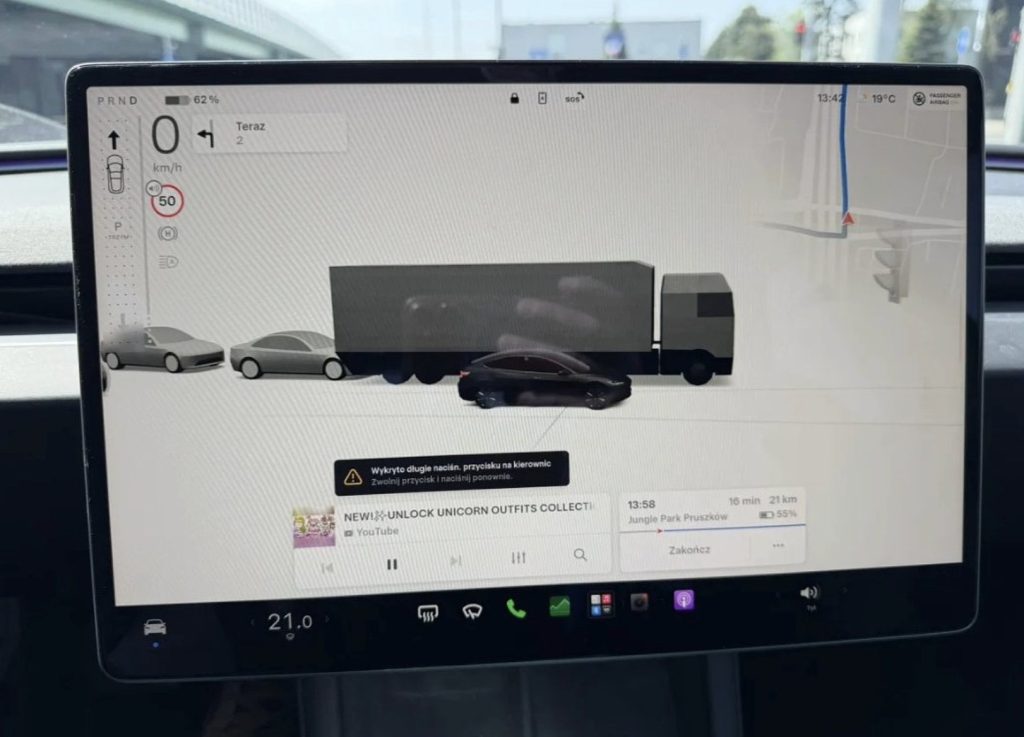 Tesla begins factoring international designs in Full Self-Driving ...