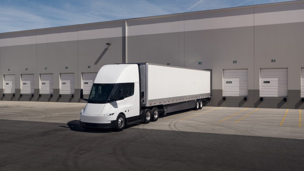 Tesla gets a massive order for the Semi: 370 units and $100M