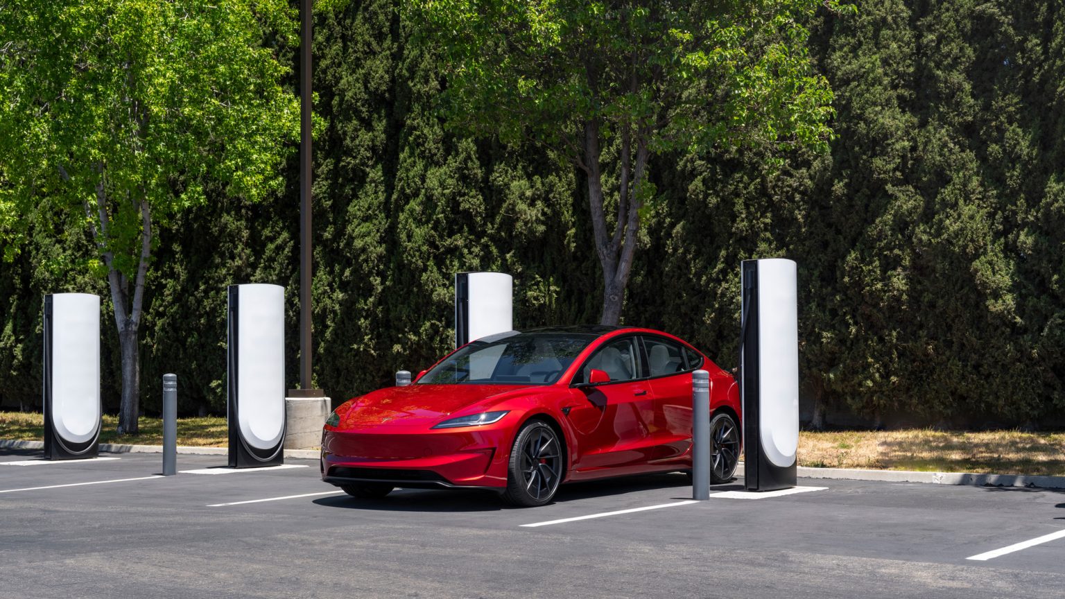 Tesla offers awesome Free Supercharging incentive on an unexpected vehicle